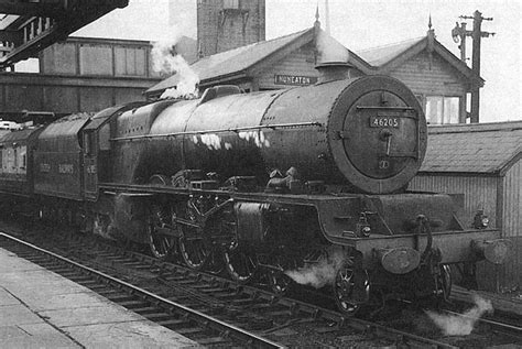 Nuneaton Station Ex Lms 7p 4 6 2 Princess Royal Class No 46205 Princess Victoria Heads A