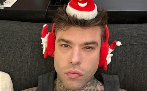 Lite E Abbandono In Autogrill Fedez E Lassistente Cosè Successo