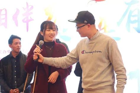 山野户外敢爱有你大型单身联谊会200名优质单身相聚寻缘 搜狐大视野 搜狐新闻