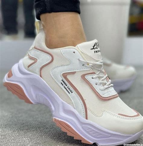 عکس کفش اسپرت دخترانه طوسی