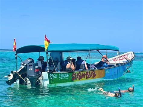 Excursions Through San Blas 60 Photos