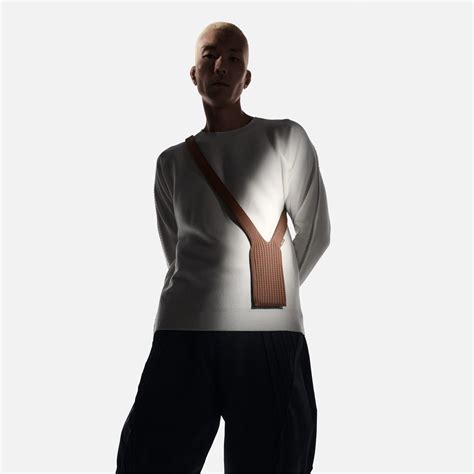 Introducing Iphone Pocket A Beautiful Way To Wear And Carry Iphone