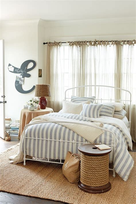 Decorating With Nautical Accents
