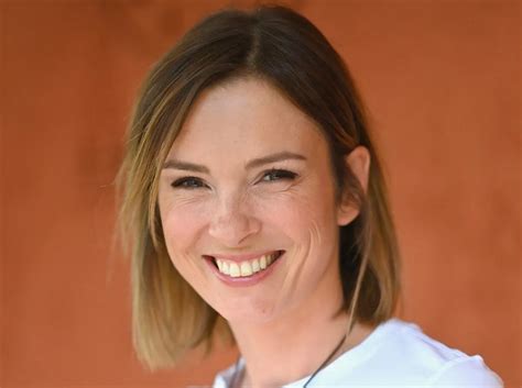 Isabelle Ithurburu en couple avec Maxim Nucci elle voit très peu leur fille Public