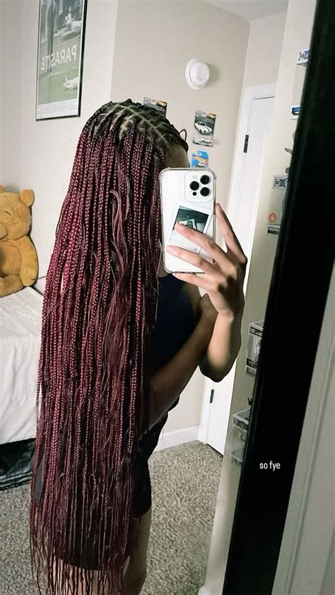 Small Burgundy Knotless Braids 🫶🏾 Box Braids Hairstyles Cute Braided