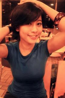 Thestalker WOW Awek Gadis Melayu Lucah Bogel Tetek Seksi Tudung Seksi Ketat Skodeng