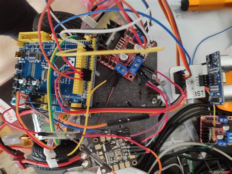 stm32f103rct6 实验代码之舵机 超声波避障小车（一）杂谈 电机 l298n stm32f103rc 电机控制代码 csdn博客