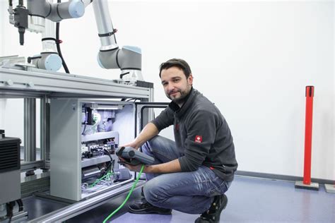 Universal Robots Announces Integration With Siemens