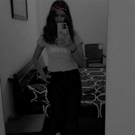 Divyanshi Singh Youtube