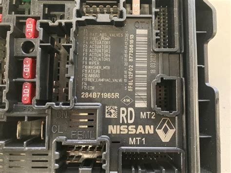 Fuse Box Dacia Jogger 10 Tce 100 Bi Fuel Eco G 12v 284b71965r