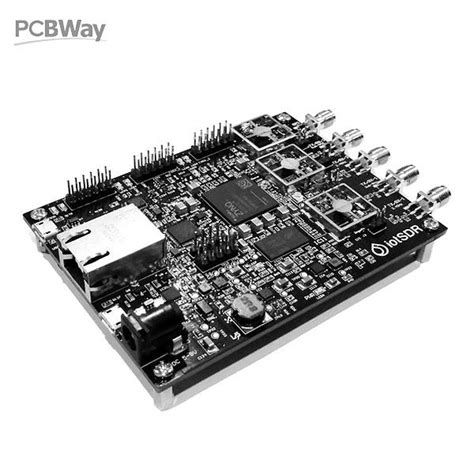IotSDR Is A Versatile Dev Board With Everything You Need To Design