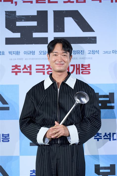 ‘보스 조우진 중식 요리사役 여경래·박은영 셰프에게 배웠다”|스포츠동아 ‘보스 조우진 중식 요리사役 여경래·박은영 셰프에게 배웠다”|스포츠동아