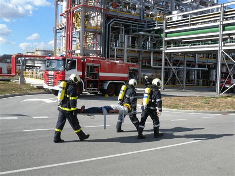 БТА Полицаи пожарникари и медици в Разград показаха как се реагира