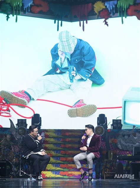 포토 병역기피 논란을 딛고 컴백하는 Mc몽 시사저널