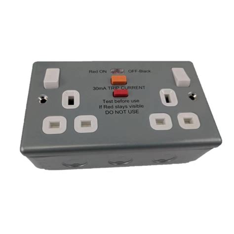 Metal Clad 2 Gang 13a 30ma Rcd Protected Switched Socket Outlet