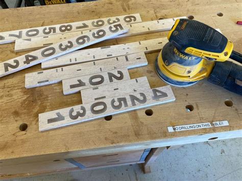 用 Arduino 步进电机驱动的机械木条时钟 Arduino 实验室