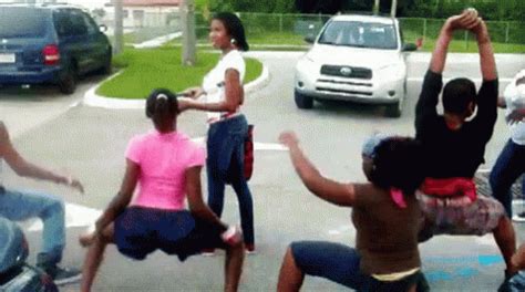 Dance Twerk  Dance Twerk Twerking Discover And Share S