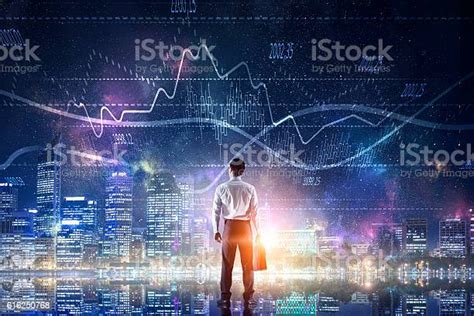 비즈니스를 위한 혁신적인 기술입니다 혼합 매체 3차원 형태에 대한 스톡 사진 및 기타 이미지 3차원 형태 과로 그래프 Istock