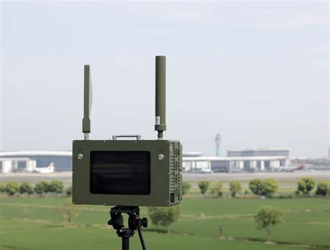 Portable Anti Drone Jammer Uav Countermeasure System Against Drone Solution Detection And