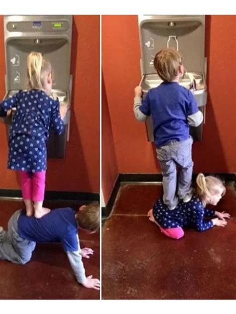 Kelakuan Kocak Saat Kakak Jaga Adik Ini Bikin Kangen Masa Kecil Hot Liputan Com