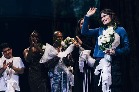 Idina Menzel On Redwood Broadway Musical And Climbing Trees On Stage