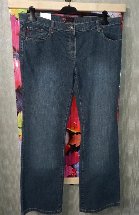 Джинсы женские больших размеров — ціна 750 грн у каталозі Джинси Купити жіночі речі за доступною