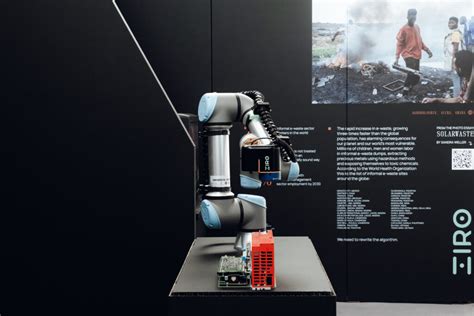 Materieunite Stand Modulare Per Hiro Robotics