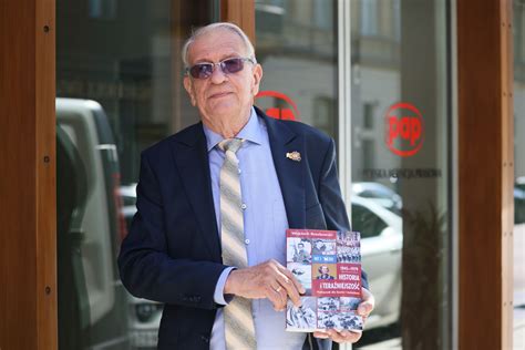 Prof Roszkowski Moje Podejście Do Historii Opiera Się Na Logice