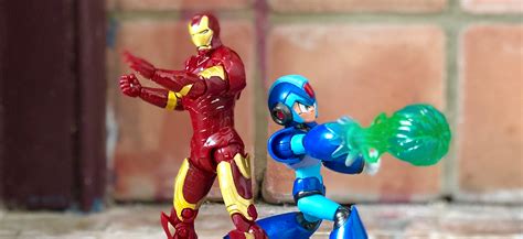 Hasbro Marvel Vs Capcom 2 Pack Iron Man Vs Mega Man X The Fwoosh
