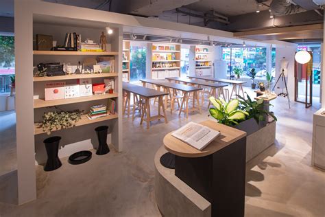 臺北市華砇國際數位實驗教育機構 🖥 以解決問題為導向的思考 華砇程式設計課程 🖥 科技無所不在，從個人生活、社群活動到國家安全，我們幾乎都