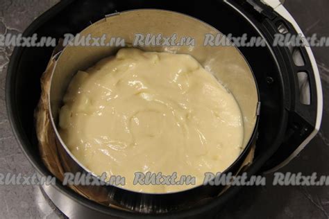 Шарлотка с яблоками в аэрогриле 11 фото в рецепте