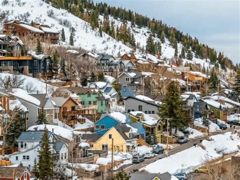 This Gorgeous Town In Utah Is So Cheap You Can Retire On Just Social