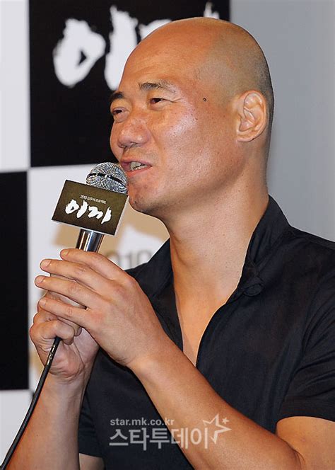 포토 영화 이끼의 배우 김준배