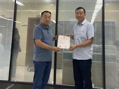 【保持“拼抢实”·奋进“五十强” 聚焦八大行动之优化环境】我市发放首张房地产开发企业资质电子证照大冶市人民政府