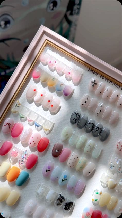 ̈몽그리네일•왕십리네일•행당동네일 🄼 🄾 🄽 🄶 🅁 🄴 🄴 완연한 봄기운이 가득한 4월과 5월 따스한 바람이 마음까지 간질이는 계절이에요🌸” 싱그러운 햇살과