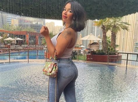 Ruby Nikara Wikipedia Médias Célèbres