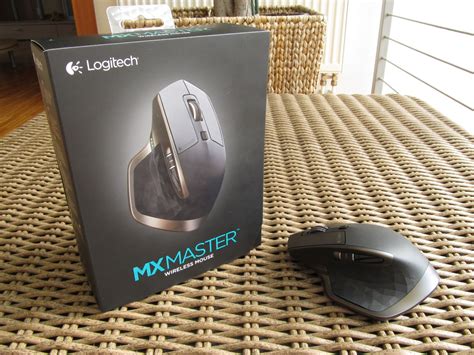 Logitech MX Master Unboxing Review TekTick