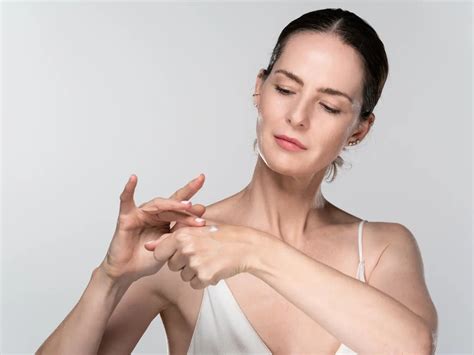 Sensitive Vs Sensitised Skin Understanding The Differences Skin