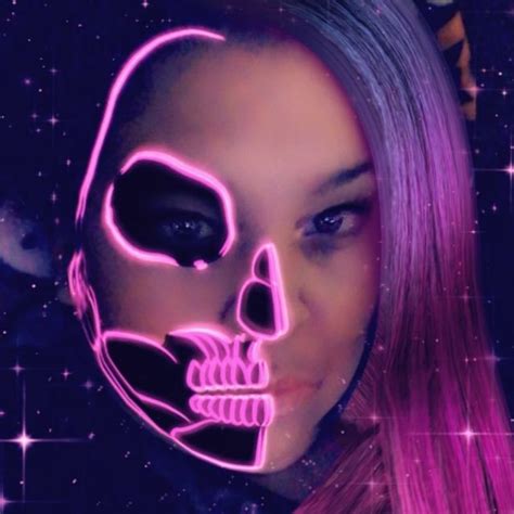 Jackie Bookstagram Junebug Reads • Threads Say More