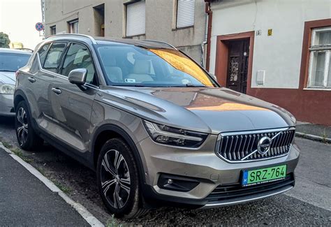Volvo Xc40 Plugin Hybrid Gesehen In 072021 Fahrzeugbilderde