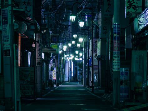夜の繁華街 GANREF