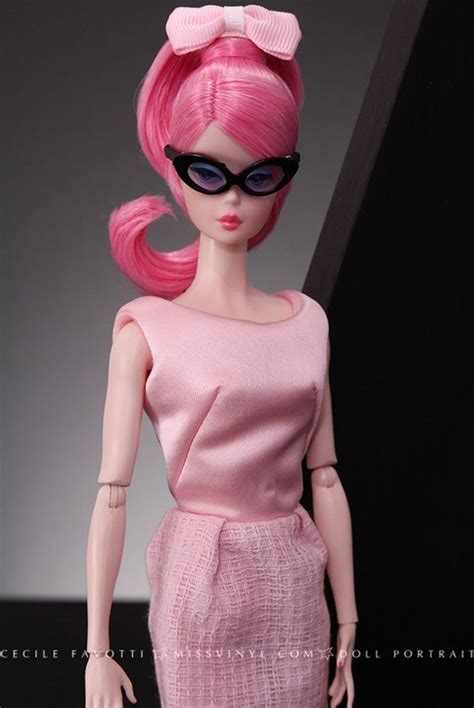Pin By Carol Reese On Crazy Barbie Pics Barbie Dress Fashion Vintage Barbie Dolls Barbie Fashion