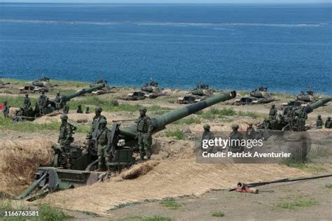 Artillery Strike Photos And Premium High Res Pictures Getty Images