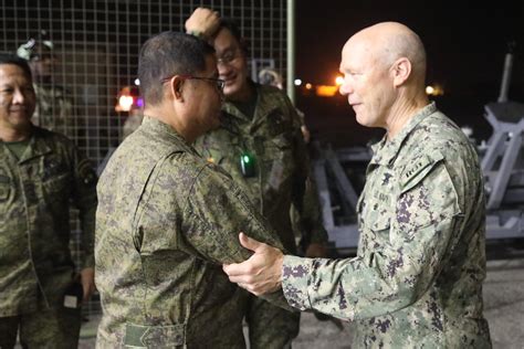 Trump Taps Jsoc Commander Navy Seal To Lead Socom Usni News