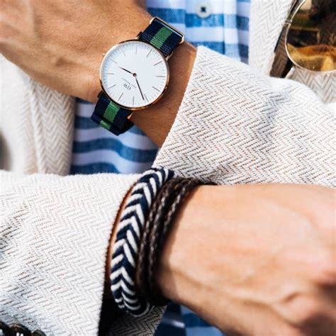 Woman Wonders If She Overstepped By Buying Male Friend His Dream Birthday T Yourtango