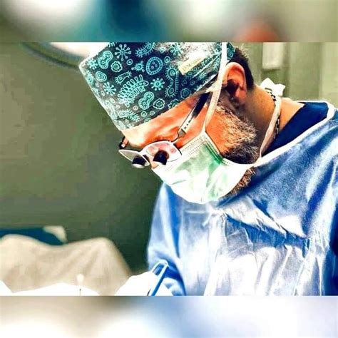 მედიქალ სიტი • Medical City გოგა დევდარიანი ნევროლოგი ჰოსპიტალში “მედიქალსიტი“ 1985 1991წ