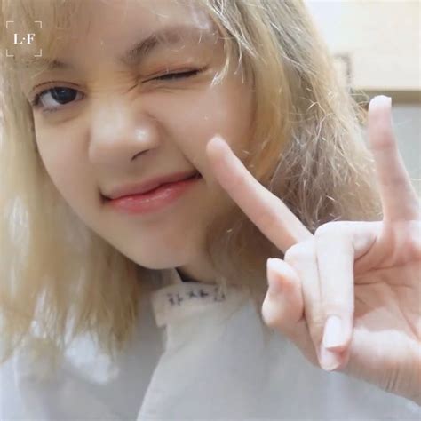Lisa • Lisa Blackpink Wallpaper Rosé No Makeup Blackpink Blackpink