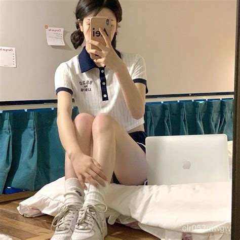 2022 เกาหลี สาว วิทยาลัย แฟชั่น ย่อหน้าสั้นๆ Tเสื้อ กระโปรง ลาย น่ารัก ชุด Clr053mwgw Thaipick