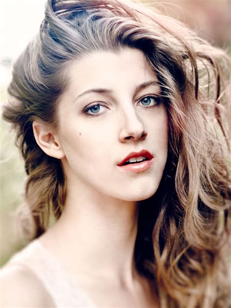 Lora I Quest Artists Models