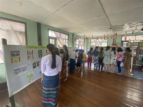 ကွန်ဟိန်းမြို့၊ Community Centre ခန်းမ၌ အသိပညာပေးဓာတ်ပုံပြပွဲဆောင်ရွက် Information And Public
